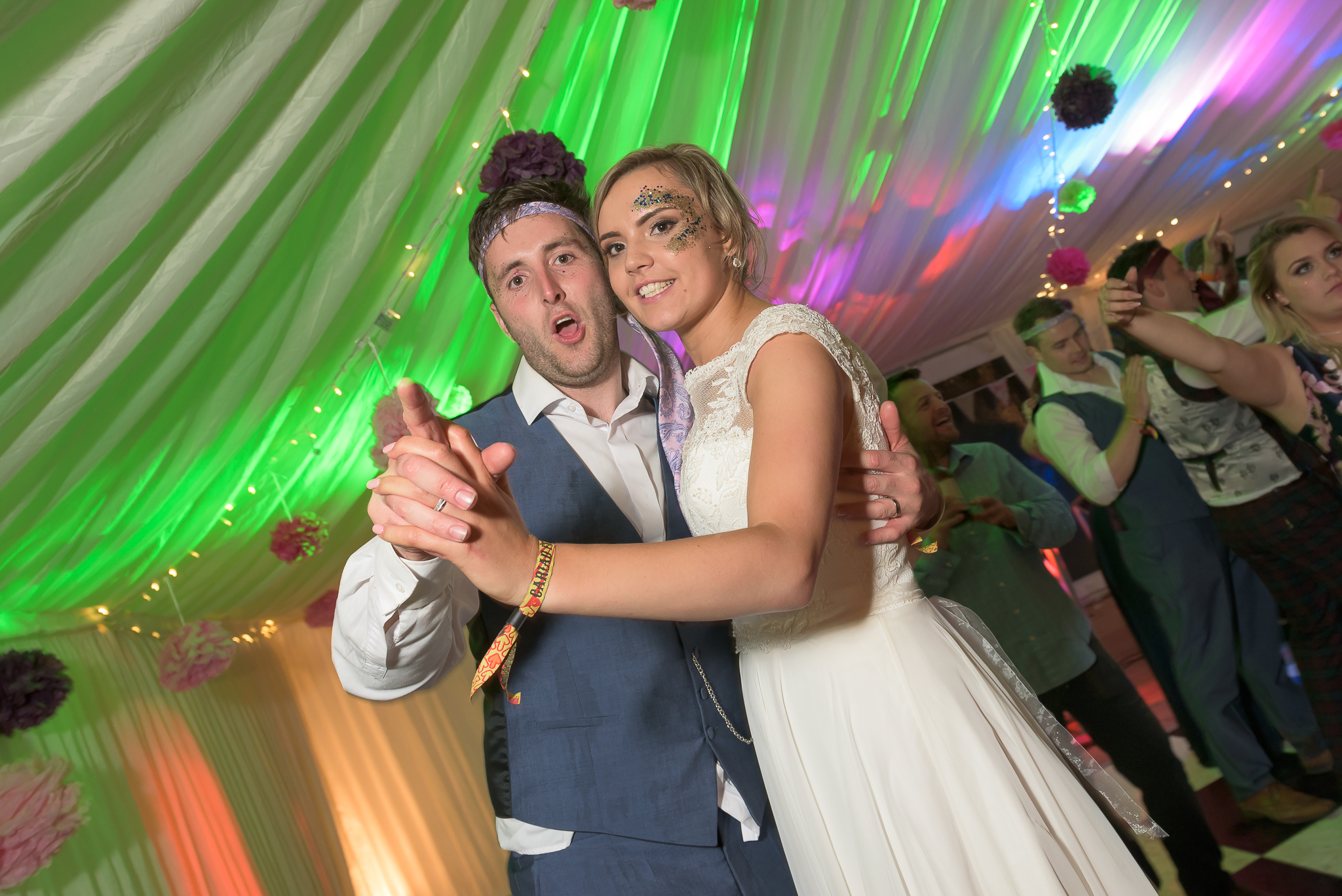Weddings - DJ Maddox Mobile Disco & Wedding DJ